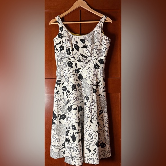 Donna Ricco | Dresses | Donna Ricco Black And White Floral Retro Midi ...